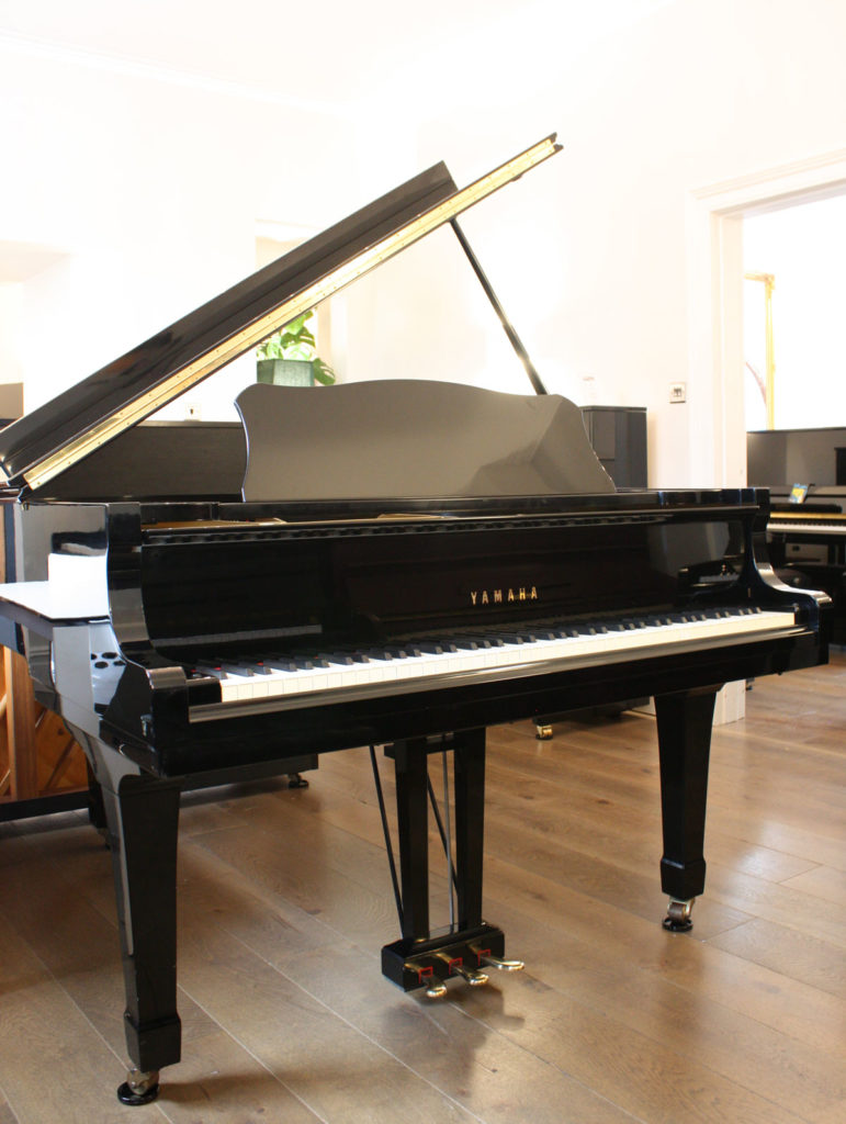 Yamaha C3 Grand Piano