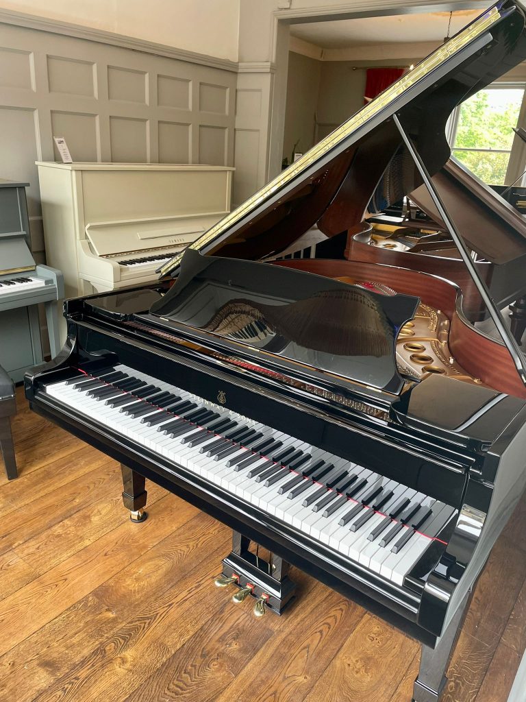 Steinway Model M Grand Piano, Black Gloss - The Piano Shop Bath