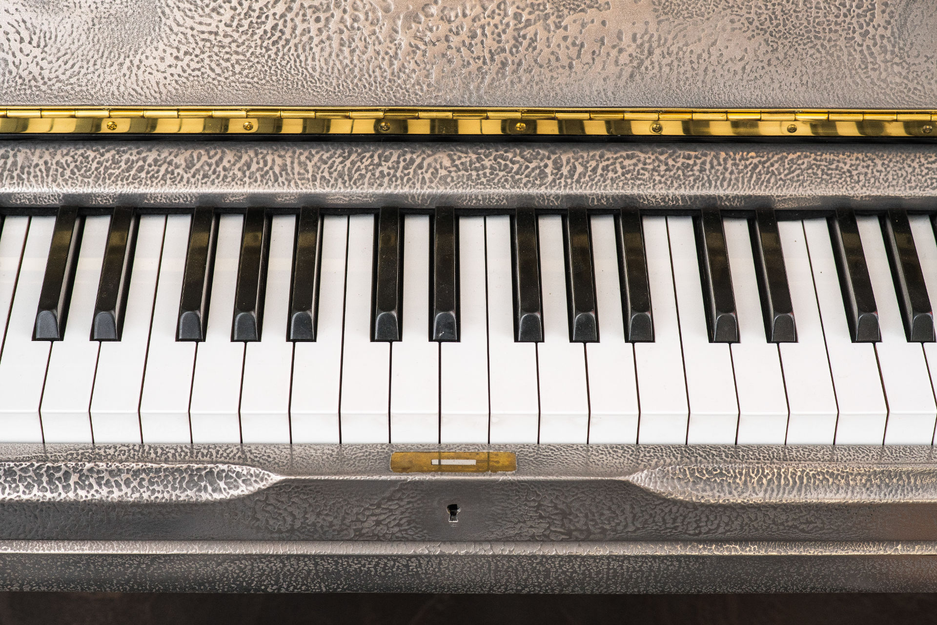 The Metal Piano